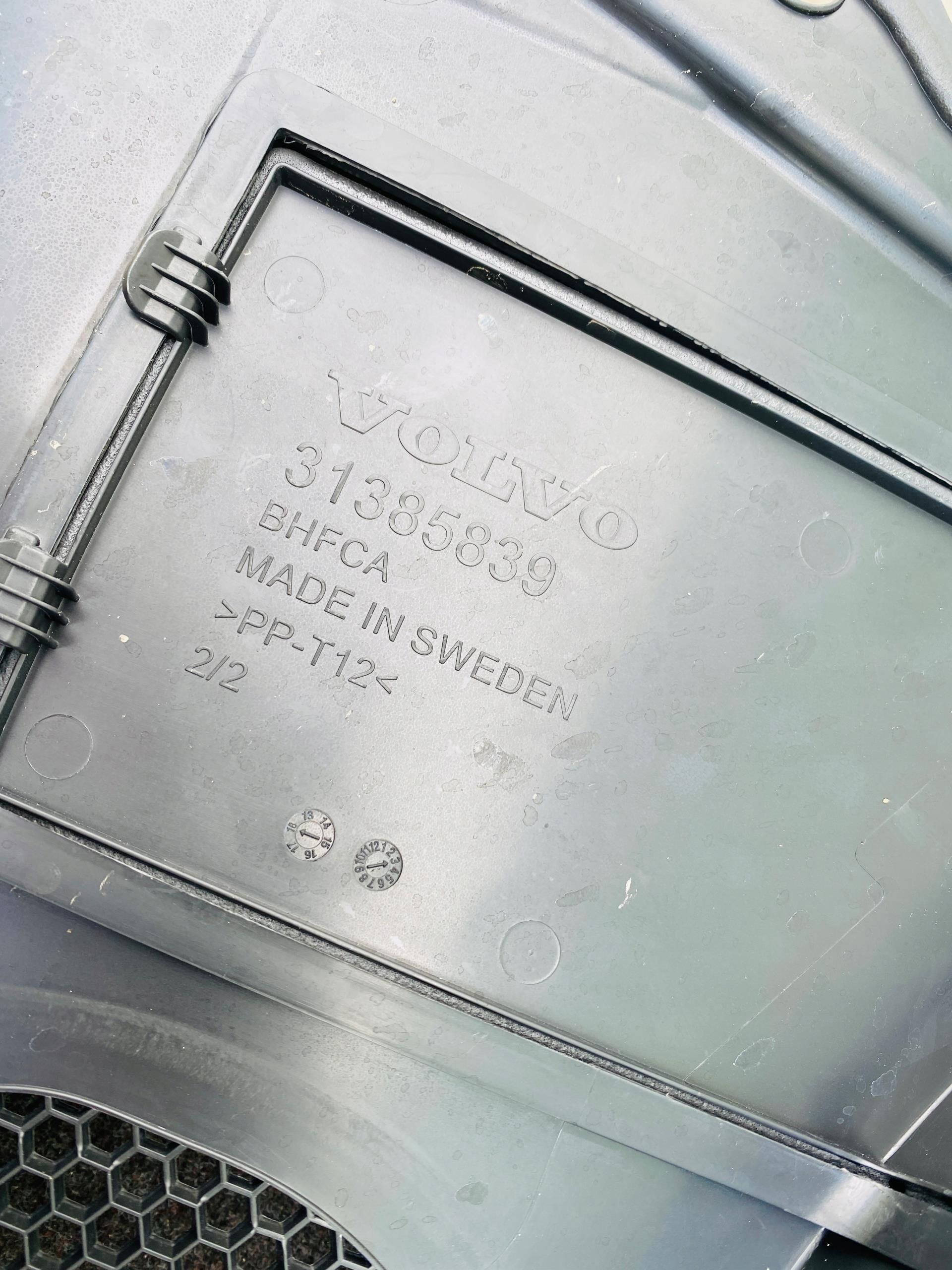 Volvo Oe Xc90 Ii Podszybie Górne 31385839 - Opinie i ceny na Ceneo.pl