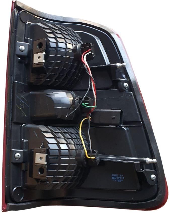 Lampa tylna Tyc Dodge Ram 2019 Lampa Tył Czarna Lewa 68261577AE ...