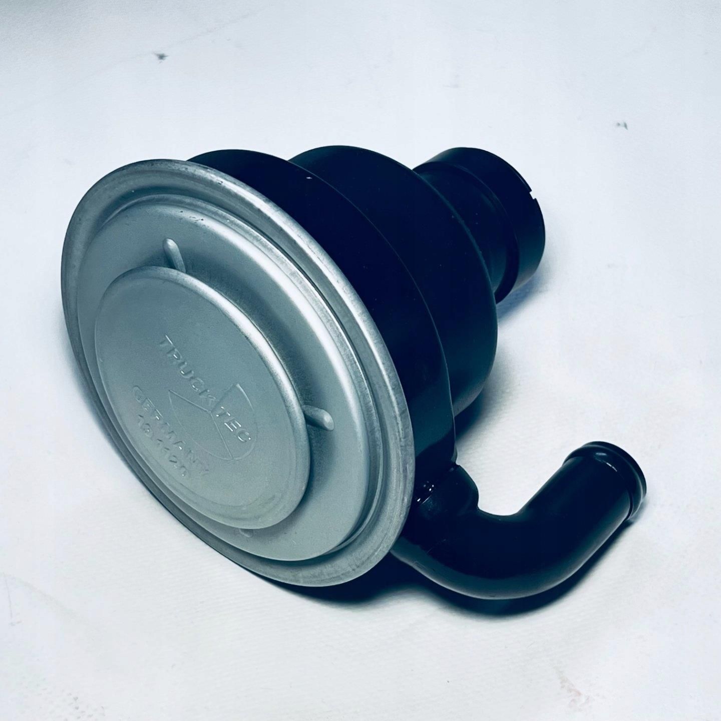 Blok silnika DT SPARE PARTS SEPARATOR OLEJU TRUCKTEC AUTOMOTIVE 0510004 ...