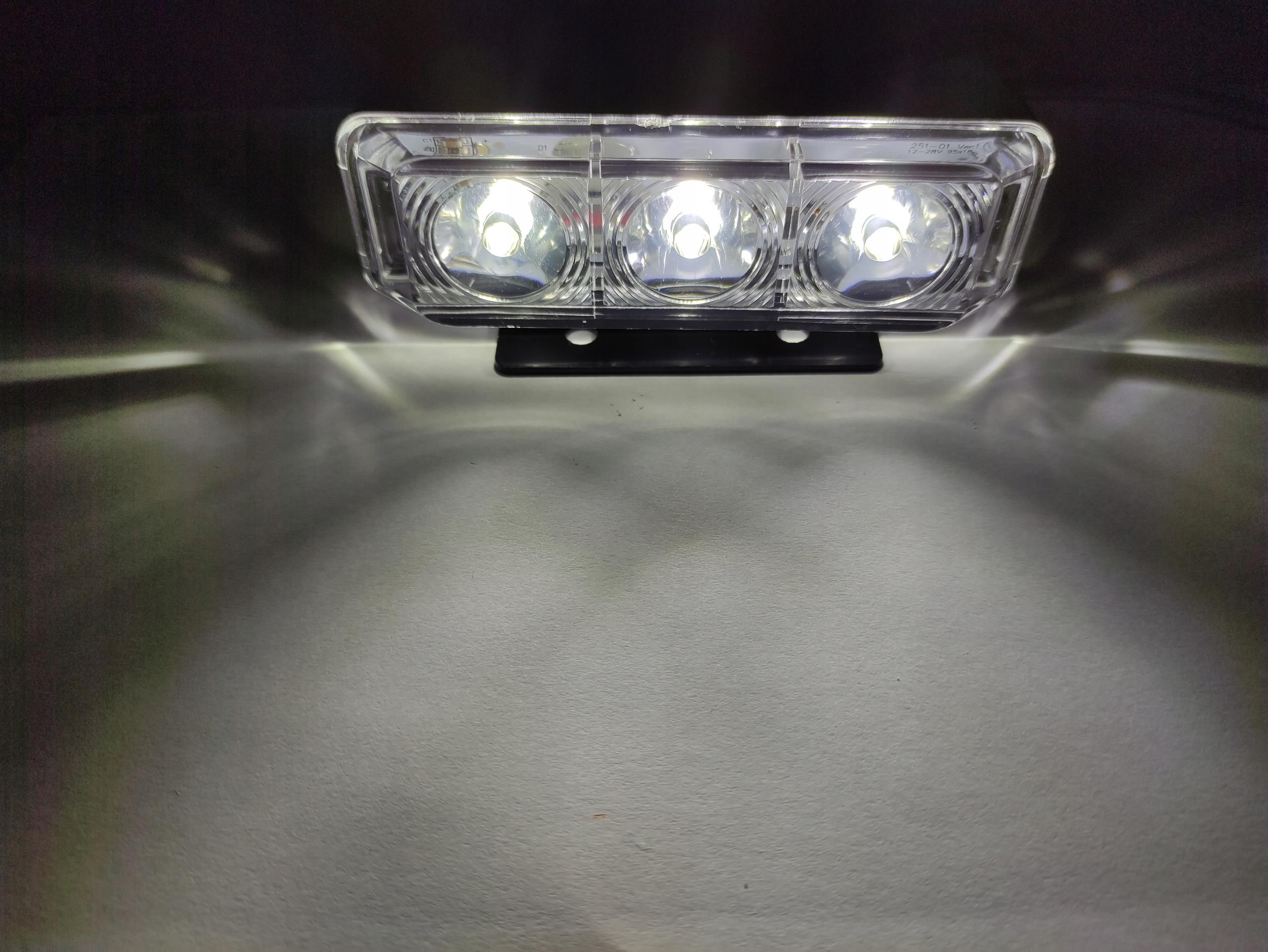 INNY LAMPA COFANIE WSTECZNY LED 12V 24V BIAŁA LAMPA LED 12V 24V ...