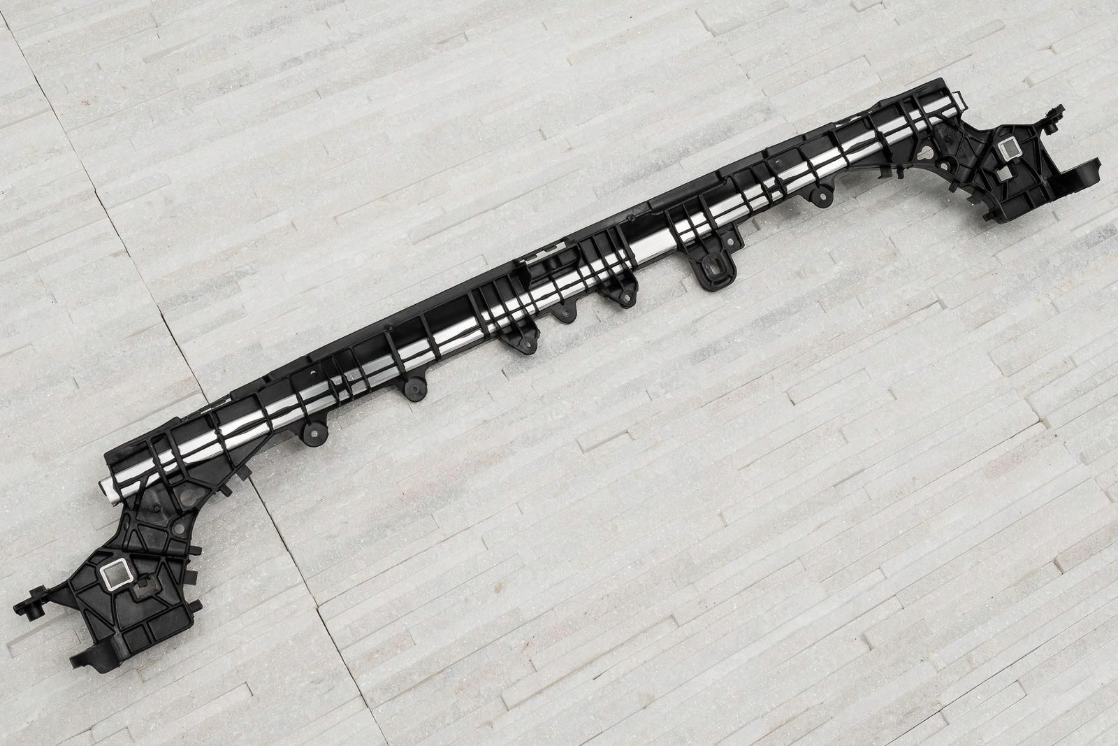 INNY MERCEDES C-CLASS W205 BELKA PAS GÓRNY PRZEDNI A2056206700 - Opinie ...