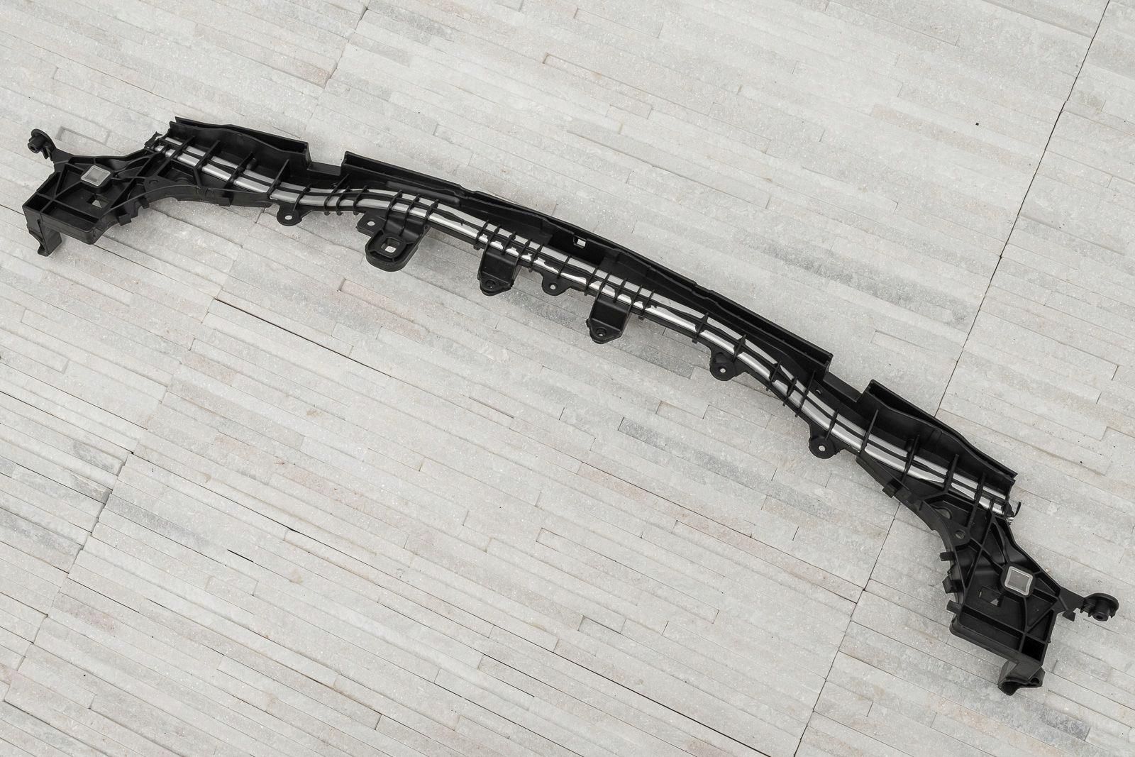 INNY MERCEDES C-CLASS W205 BELKA PAS GÓRNY PRZEDNI A2056206700 - Opinie ...