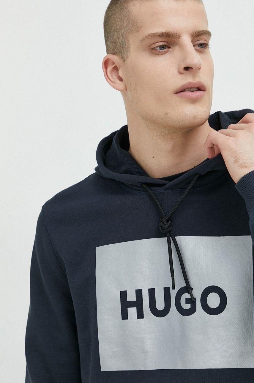 HUGO bluza bawełniana męska kolor granatowy z kapturem z nadrukiem ...