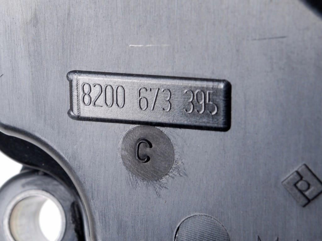 Blok silnika RENAULT OE ODMA OLEJU LATITUDE MEGANE SCENIC II 2.0 DCI ...