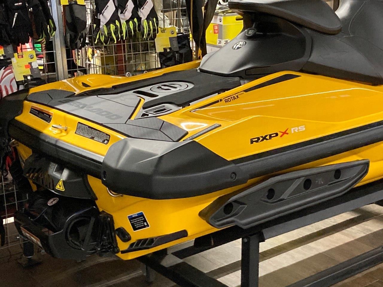 Skuter Wodny Sea-Doo RXP 300 48 MTH 2021 Żółty - Opinie i ceny na Ceneo.pl