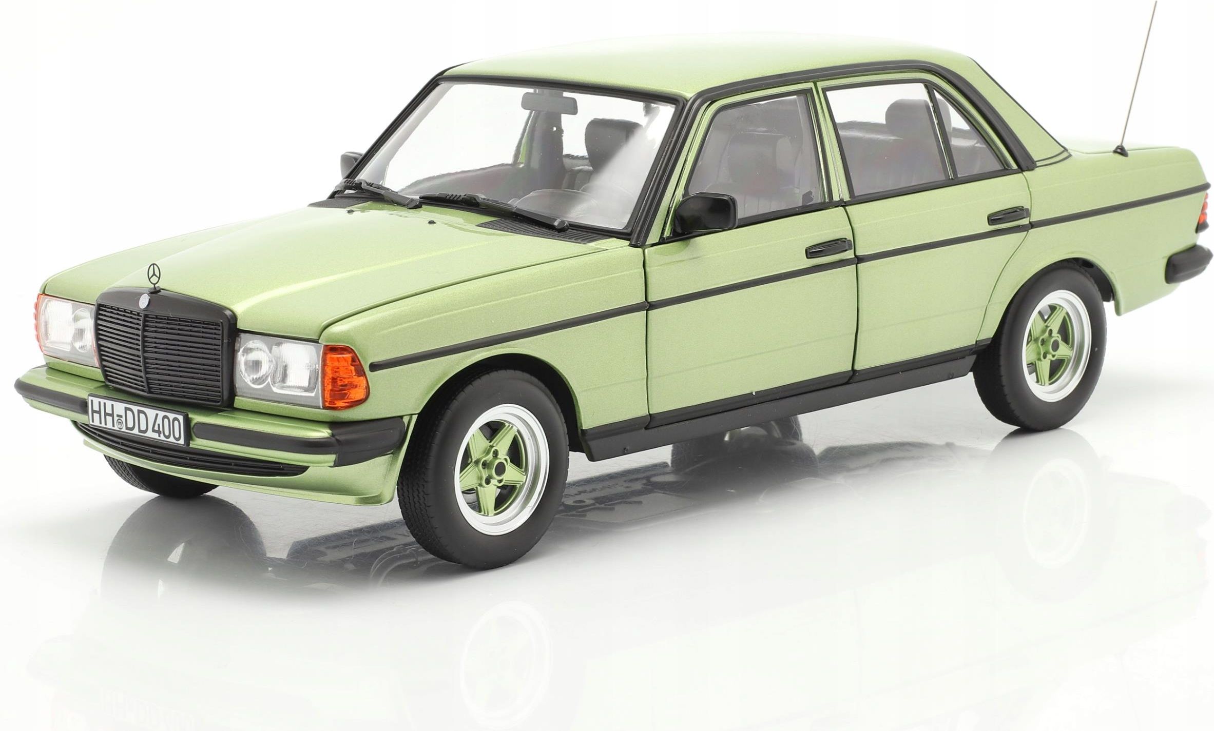Mercedes 200 Amg W123 1984 Norev 1:18 183795 Model - Ceny i opinie ...