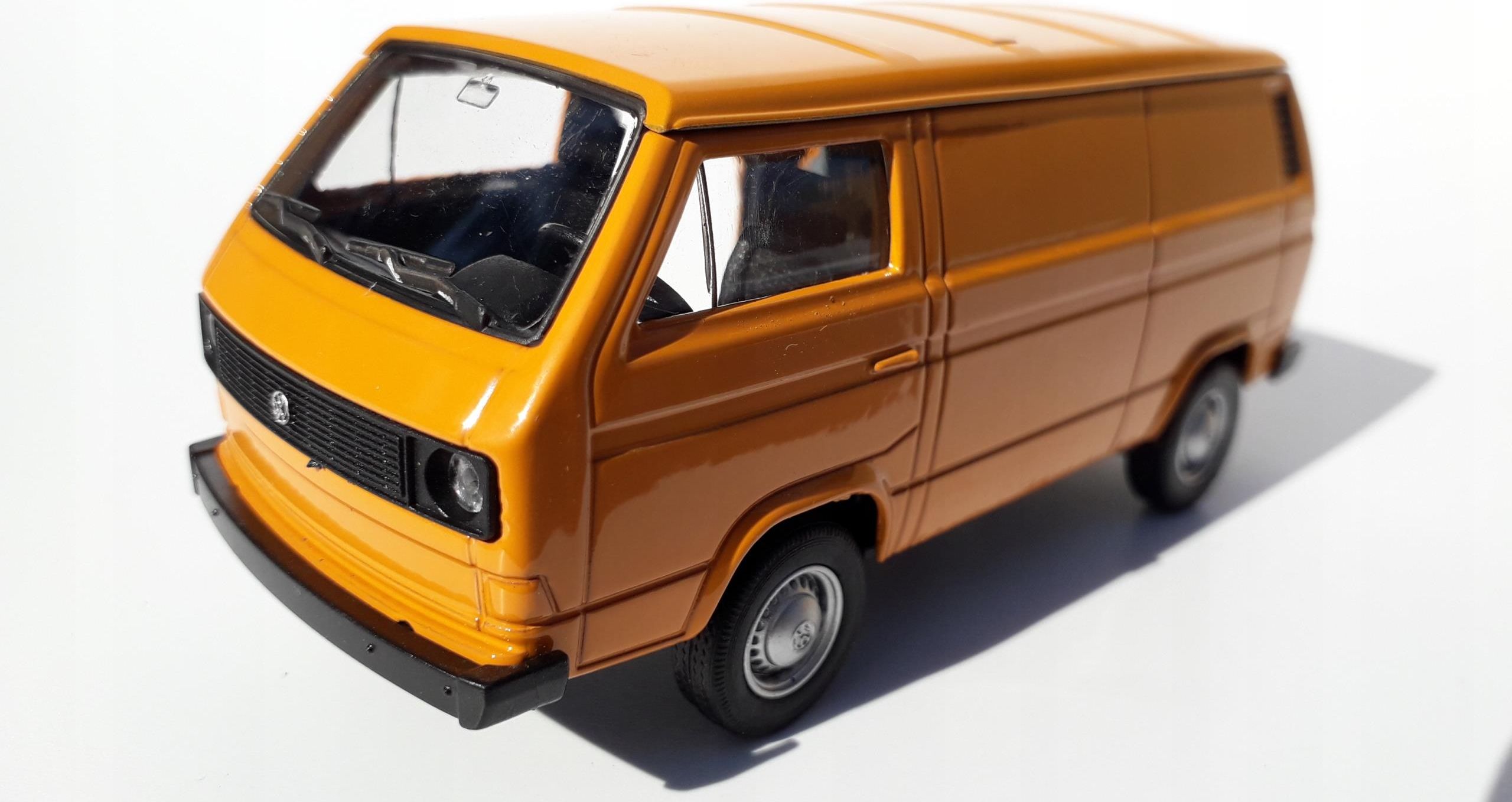 Volkswagen T3 Van Pomarańczowy Metalowy Welly 1:34 - Ceny i opinie ...