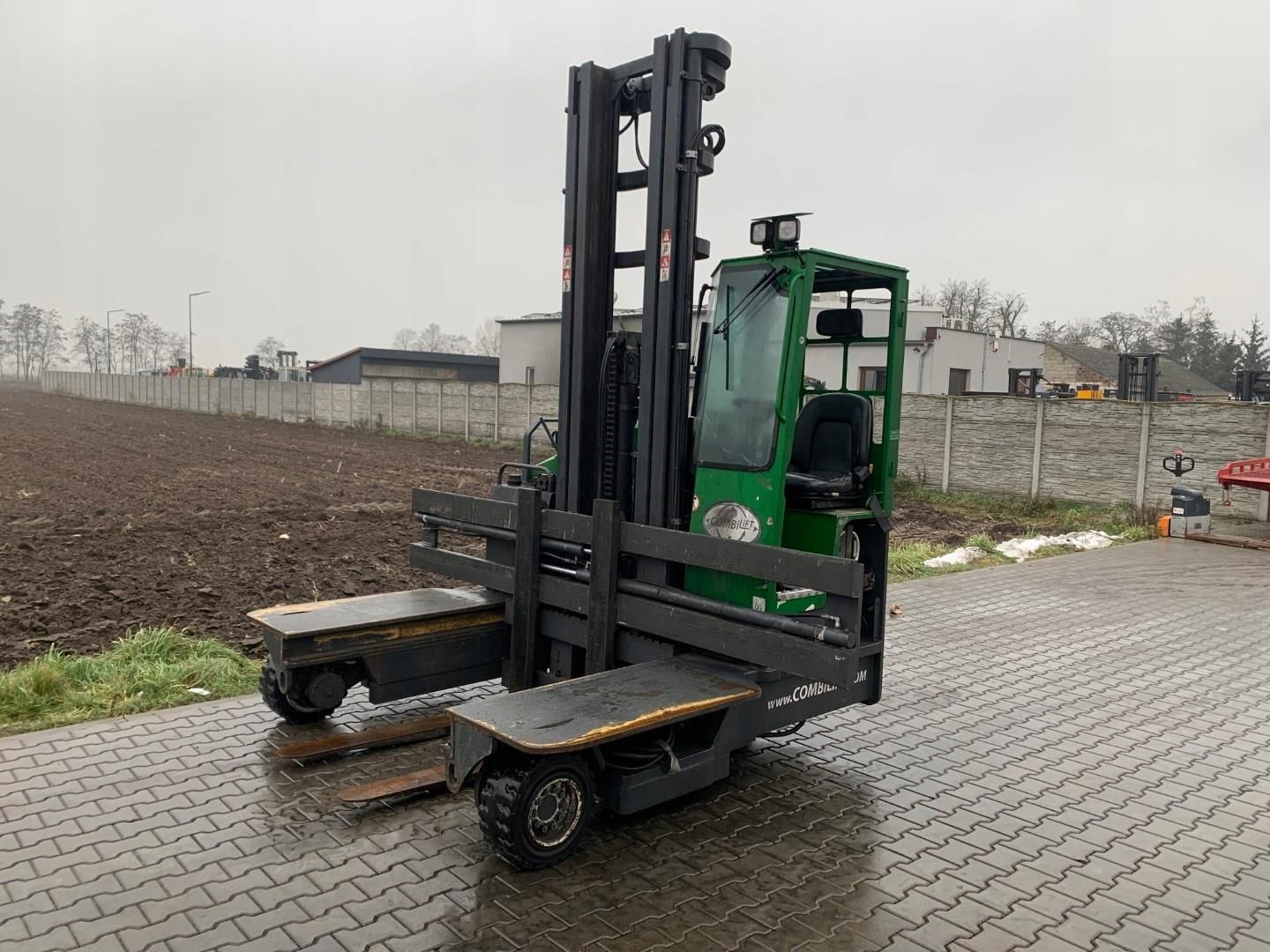 Wózek Widłowy Combilift C4500 Triplex 7,5M 2011R. - Opinie i ceny na ...
