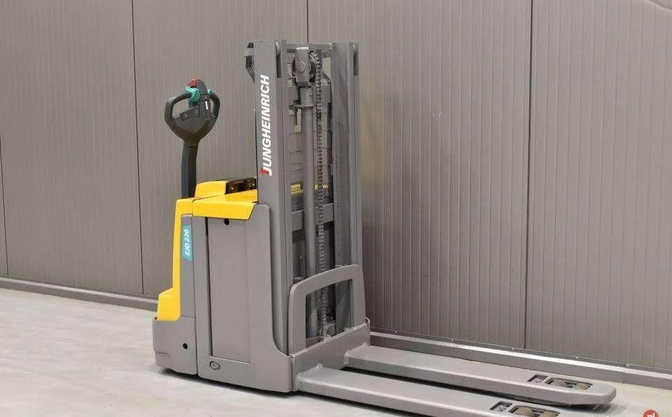 Jungheinrich EJD 220 Recznie prowadzony: JUNGH... - Opinie i ceny na ...