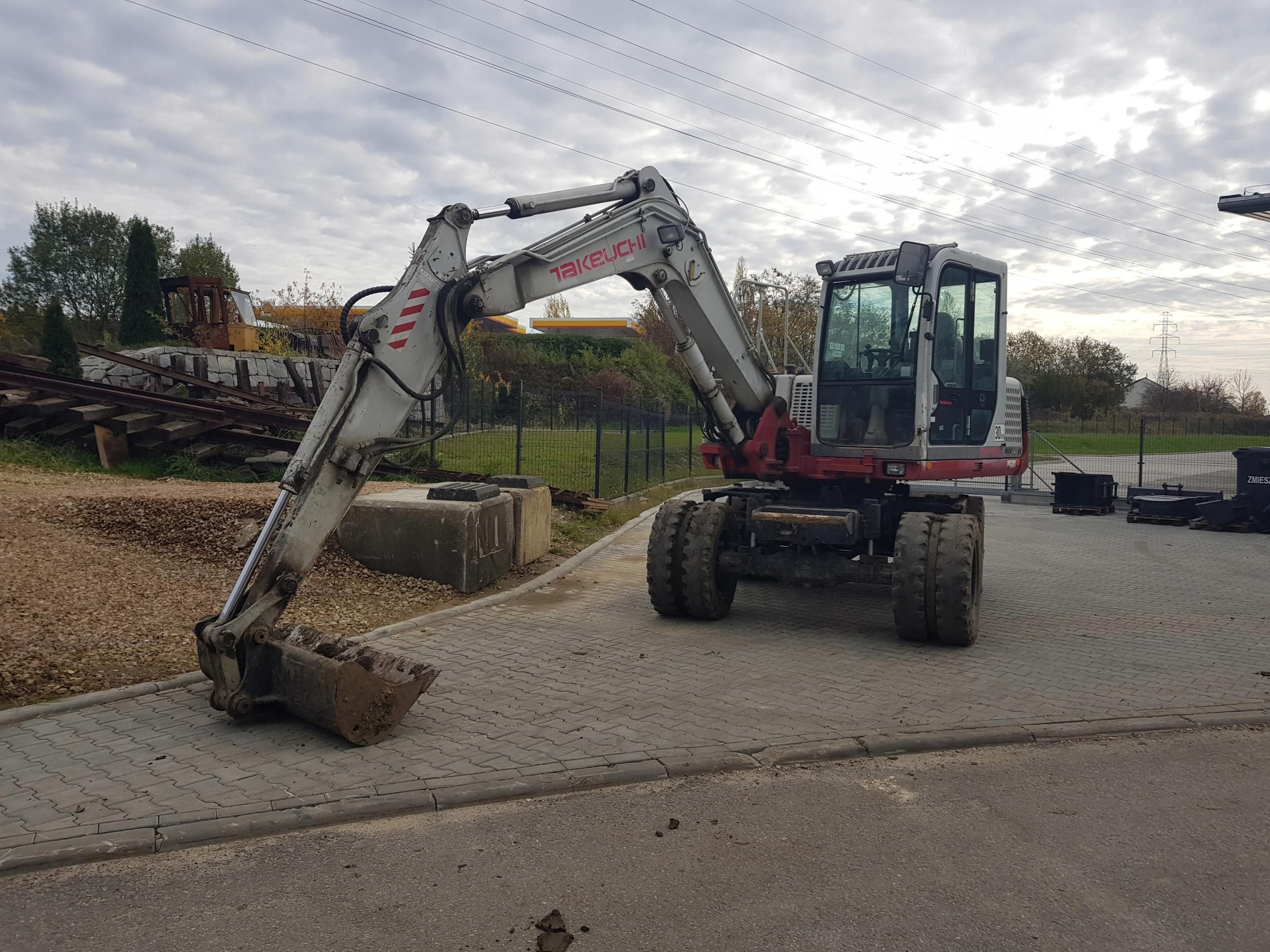 Takeuchi TB175W - Opinie i ceny na Ceneo.pl