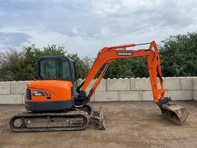 Doosan Dx60R Mini koparka 2012 rok - Opinie i ceny na Ceneo.pl