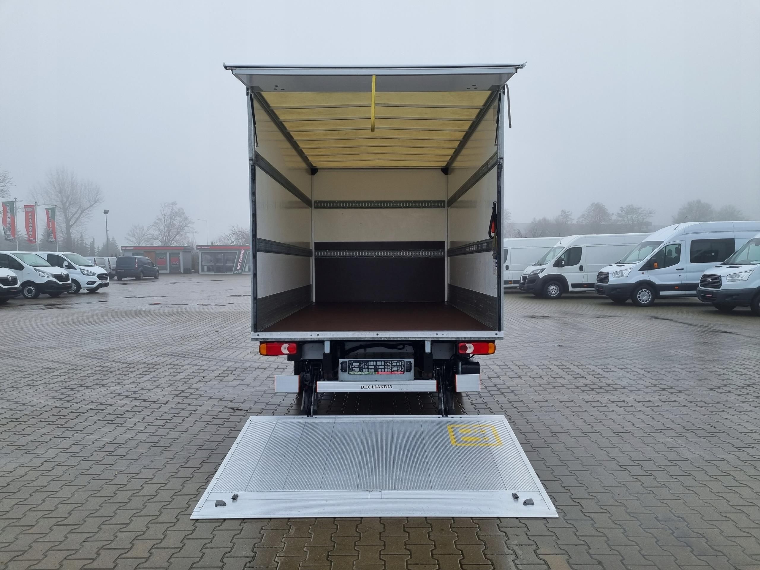 RENAULT MASTER KONTENER 8ePAL WINDA 750KG KLIMA - Opinie i ceny na Ceneo.pl