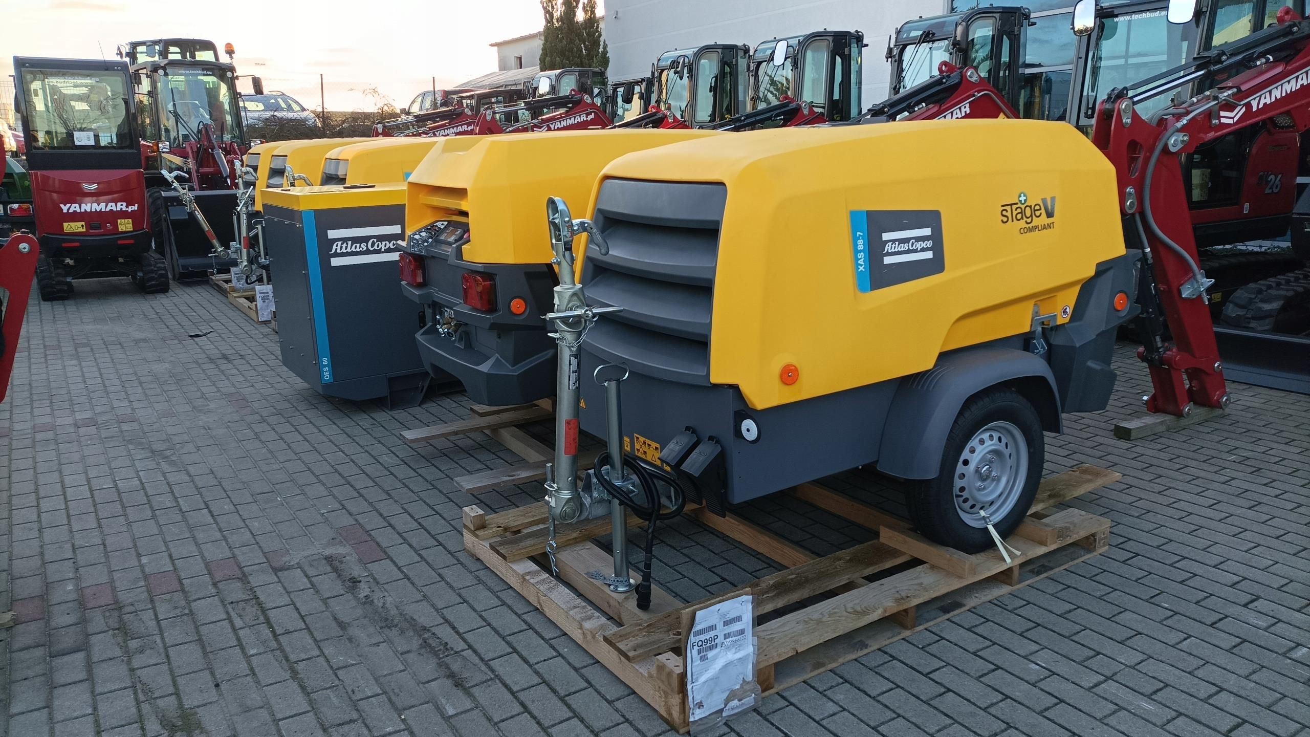 Sprężarka Śrubowa Przewoźna Atlas Copco Xas 58-7 - Opinie i ceny na ...