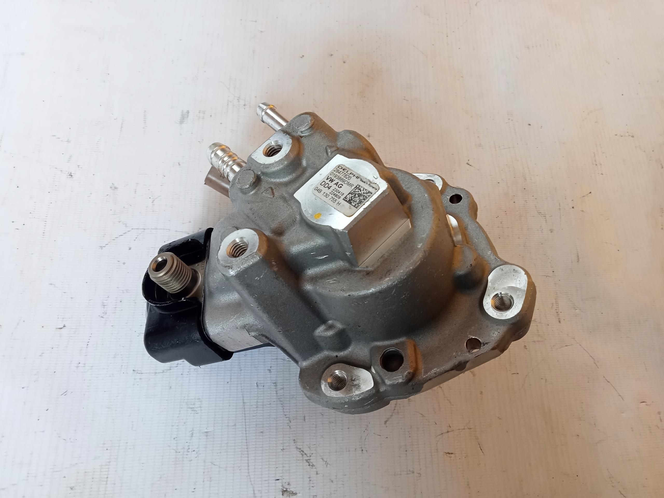 Volkswagen Oe Pompa Wtryskowa Vw Audi 1 2 4 Tdi 04B130755H - Opinie i ...