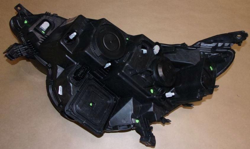 Lampa przednia Renault Nowy Reflektor Megane Iv Prawy 260100506R ...