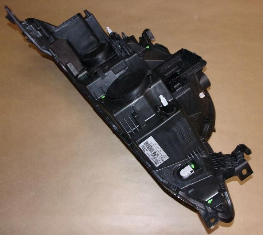 Lampa przednia Renault Nowy Reflektor Megane Iv Prawy 260100506R ...