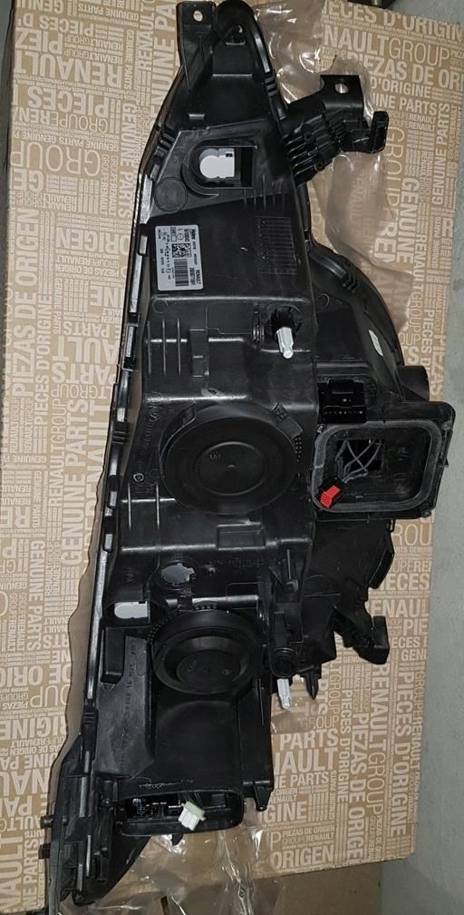Lampa przednia Renault Nowy Reflektor Megane Iv Lewy 260607159R ...