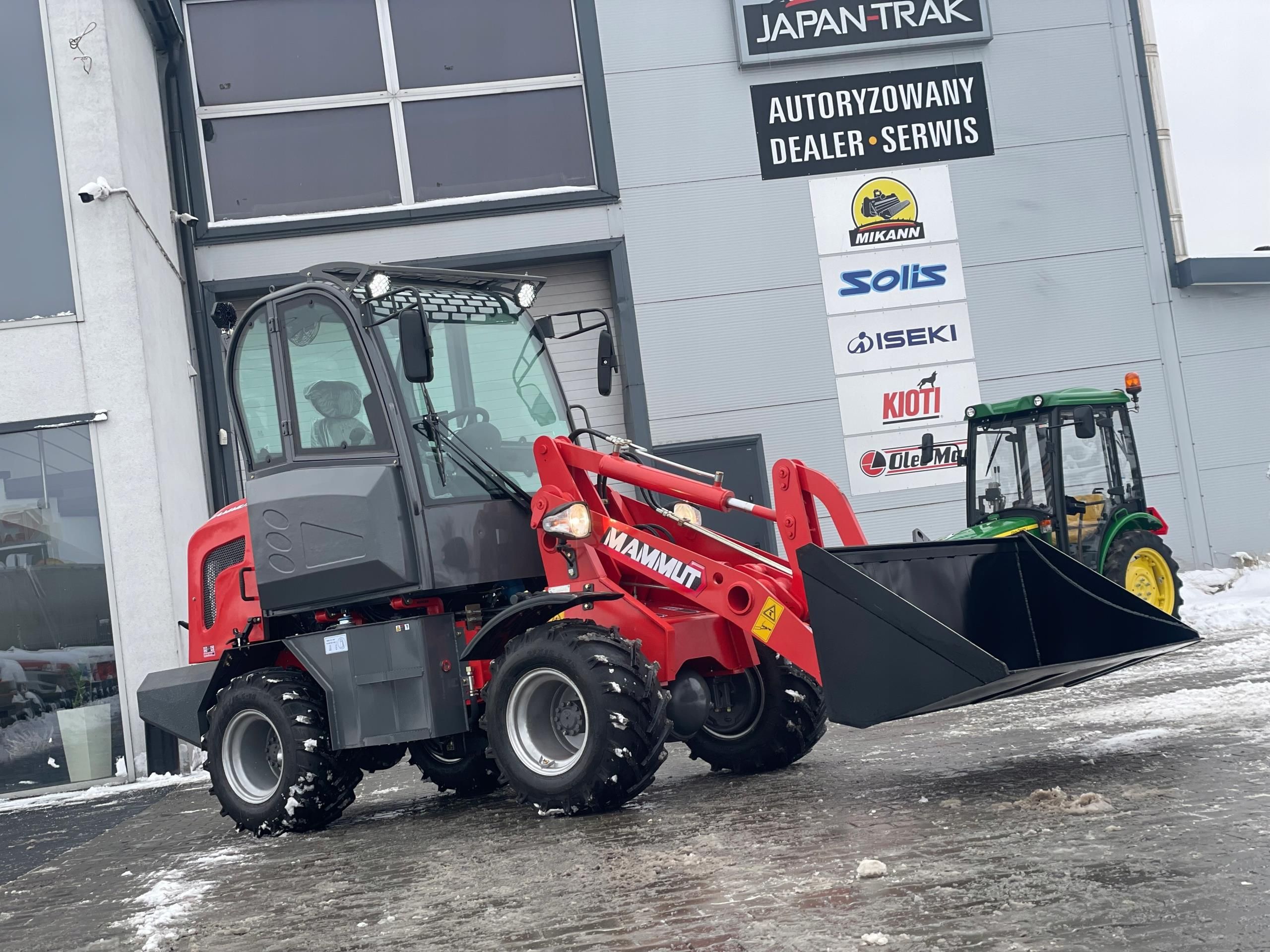 Ładowarka Kołowa MAMMUT WL12 12OOKG - Opinie i ceny na Ceneo.pl