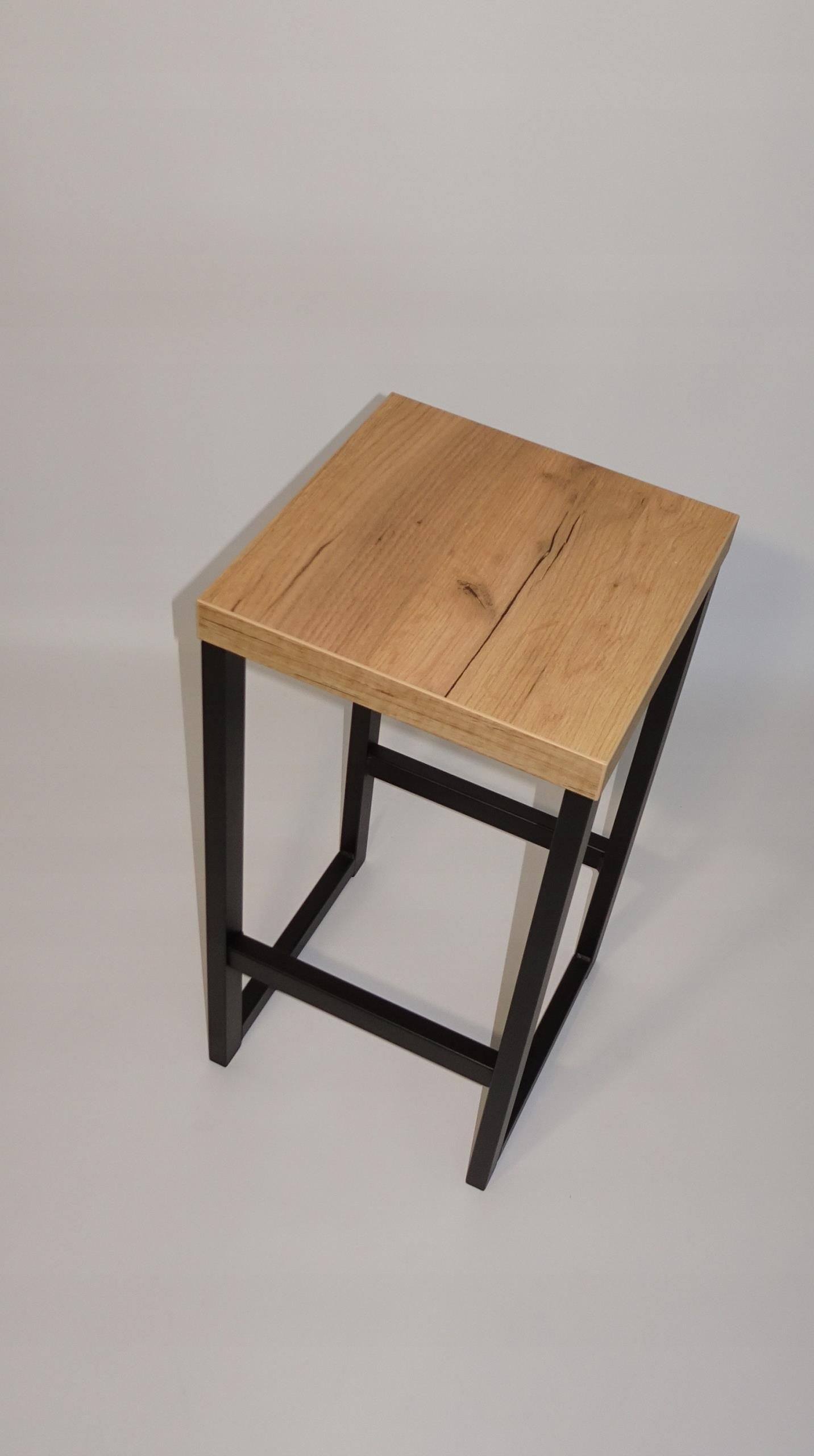 Step Bud Solidny Hoker Taboret Metalowy Loft 60 Cm 83C54Cea-3Cc1-45Ed ...