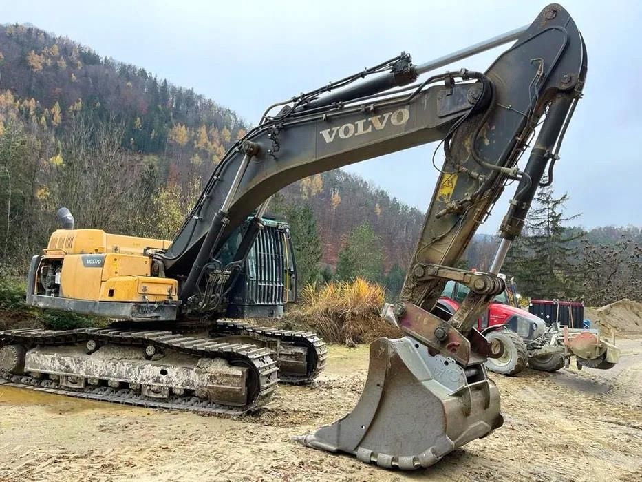 Koparka gąsienicowa Volvo EC380 DL - Opinie i ceny na Ceneo.pl