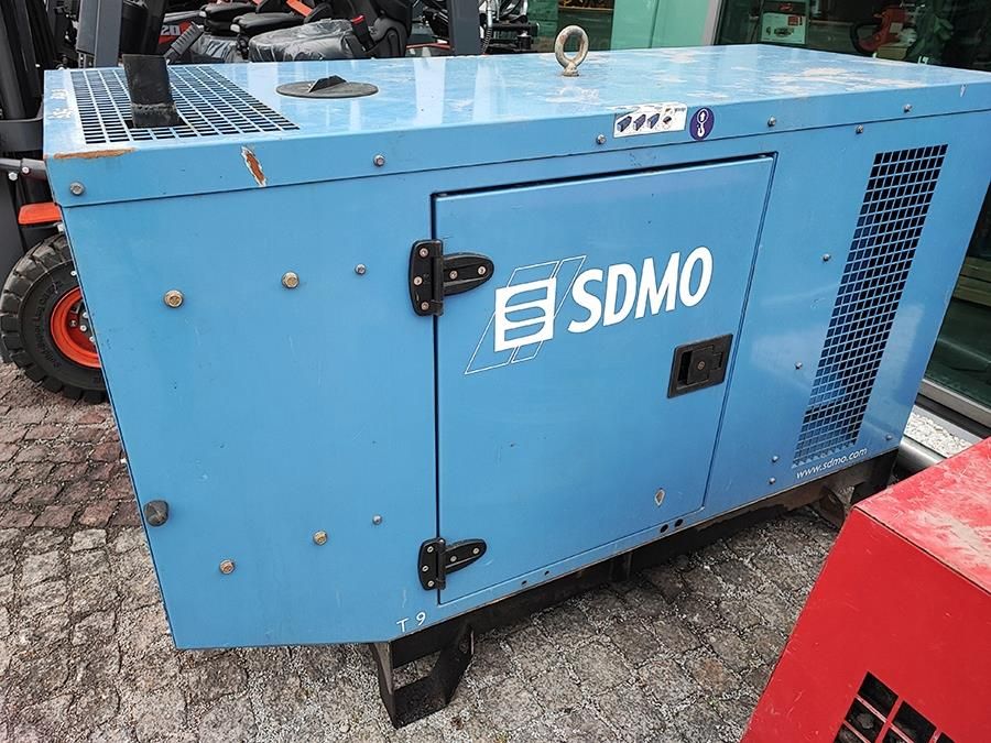 SDMO T9KM agregat prądotwórczy 8 kW 8.6 kVA - Opinie i ceny na Ceneo.pl