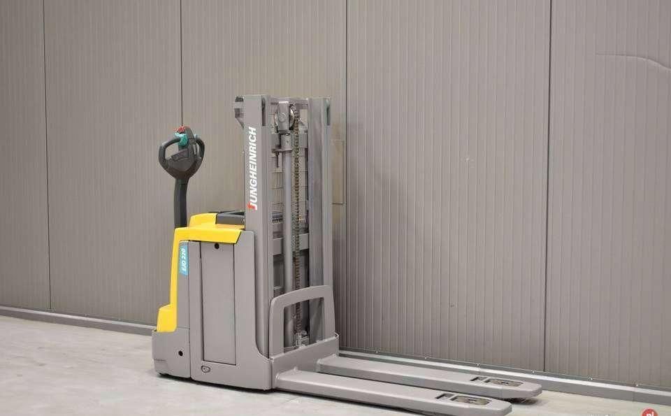 Jungheinrich EJD 220 Recznie prowadzony: JUNGH... - Opinie i ceny na ...