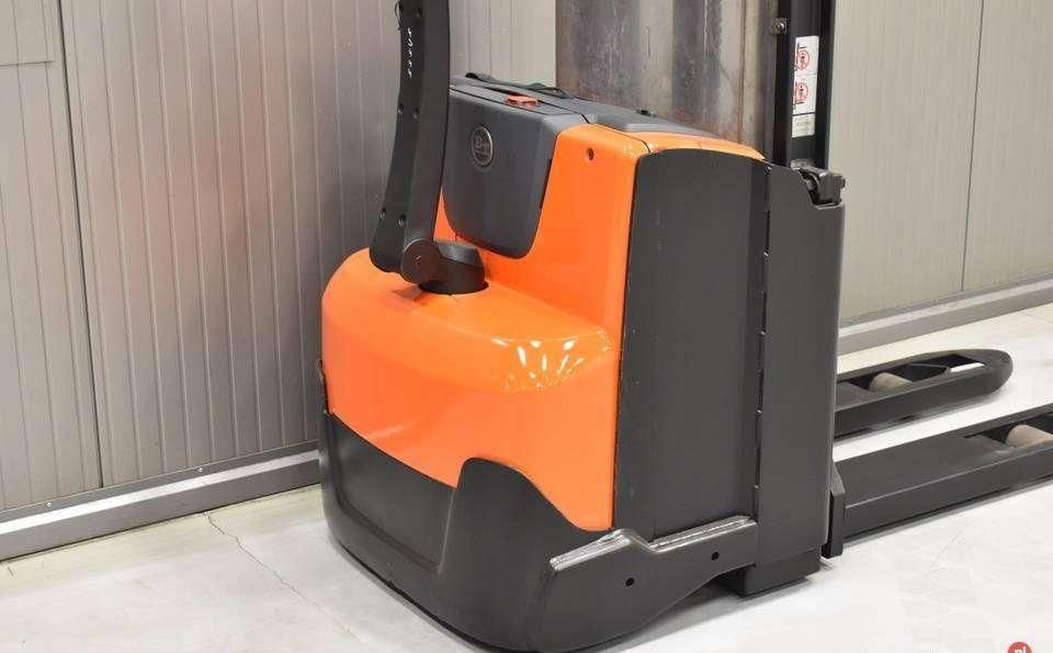 BT SWE 100 Recznie prowadzony z podnosnikiem: ... - Opinie i ceny na ...