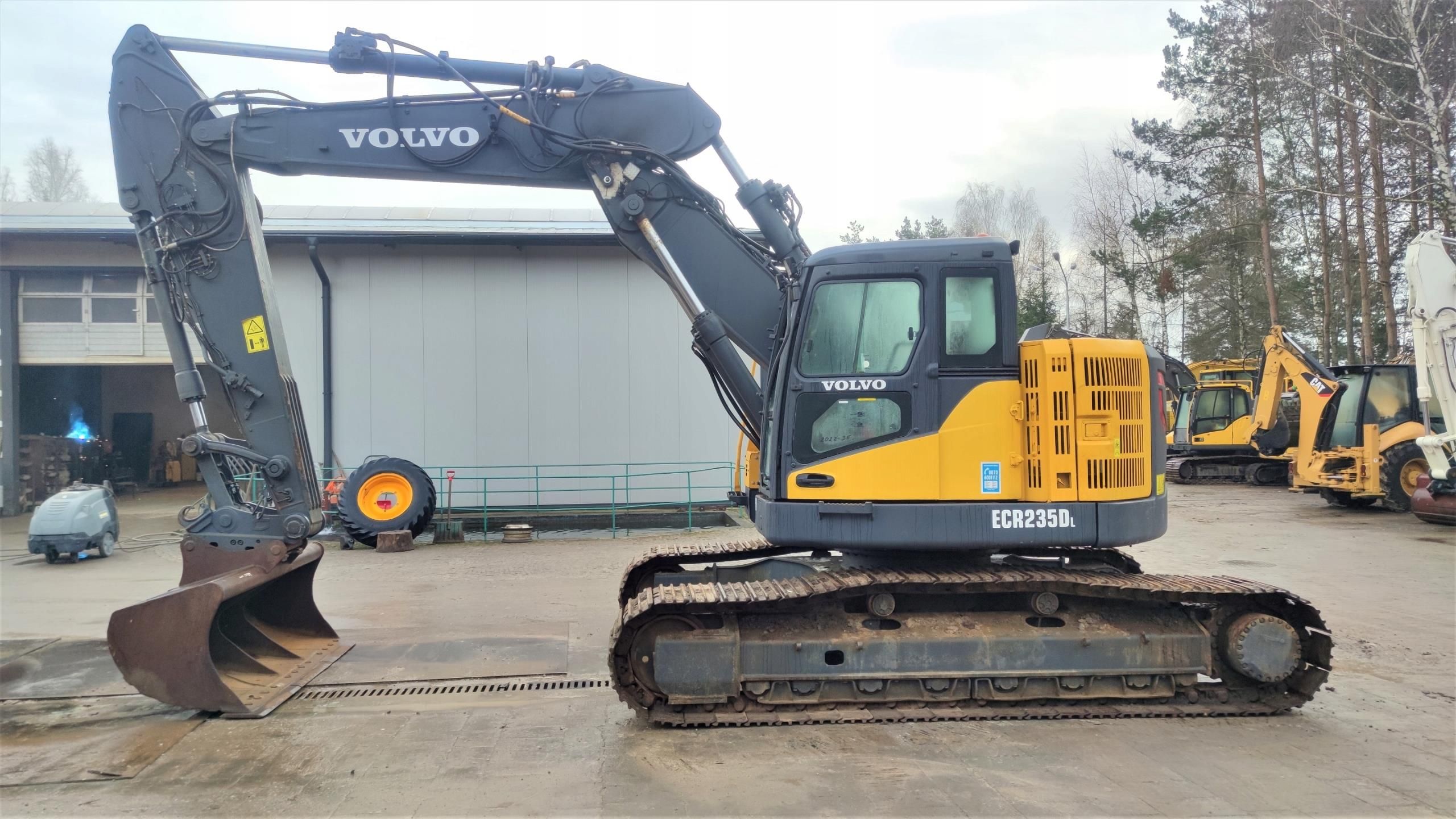 Koparka gąsienicowa Volvo ECR 235 DL ECR235DL 26t - Opinie i ceny na ...