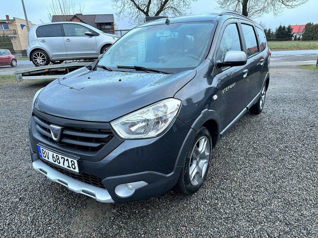 Dacia Lodgy Stepway, navi, klima, 7-mio osob - Opinie i ceny na Ceneo.pl