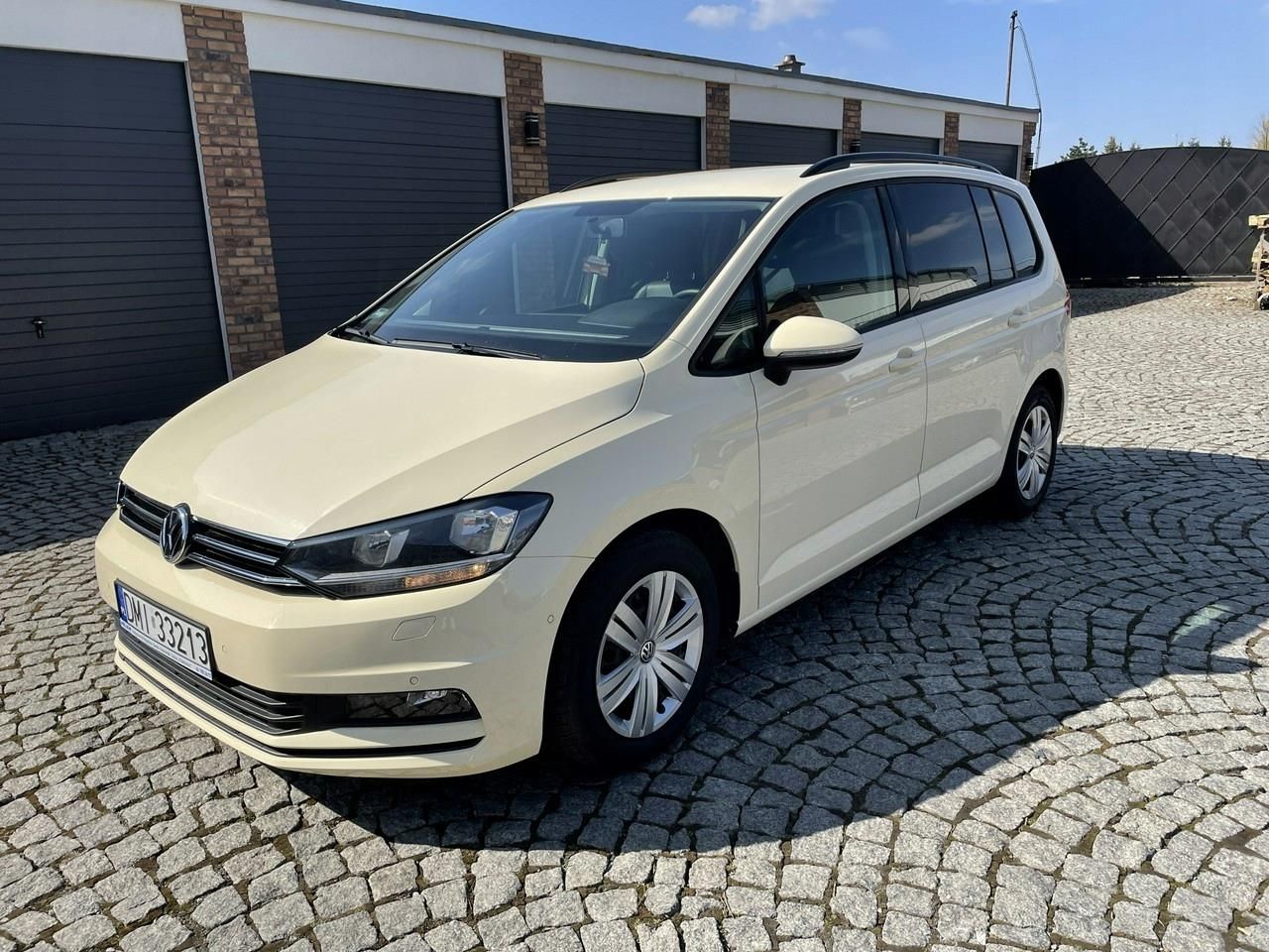 Volkswagen Touran 2.0 TDI DSG Aut. 7 osobowy 2020 - Opinie i ceny na ...