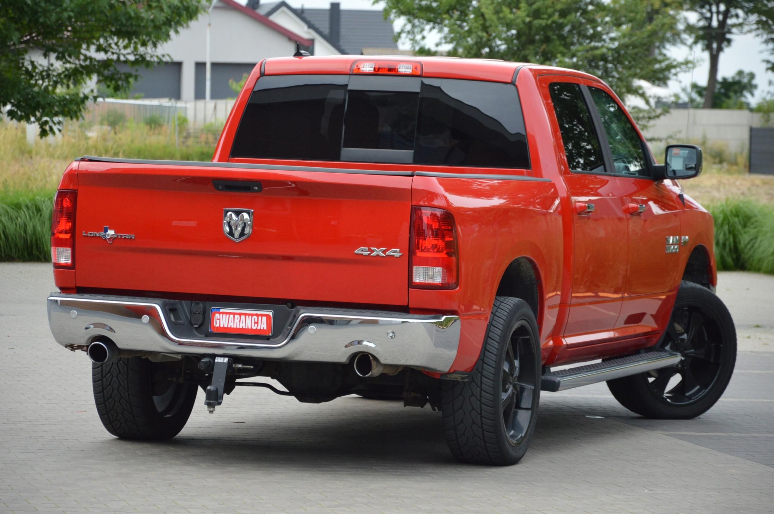 DODGE RAM 1500 Extended Cab Pickup 5.7 4WD 390 GAZ - Opinie i ceny na ...