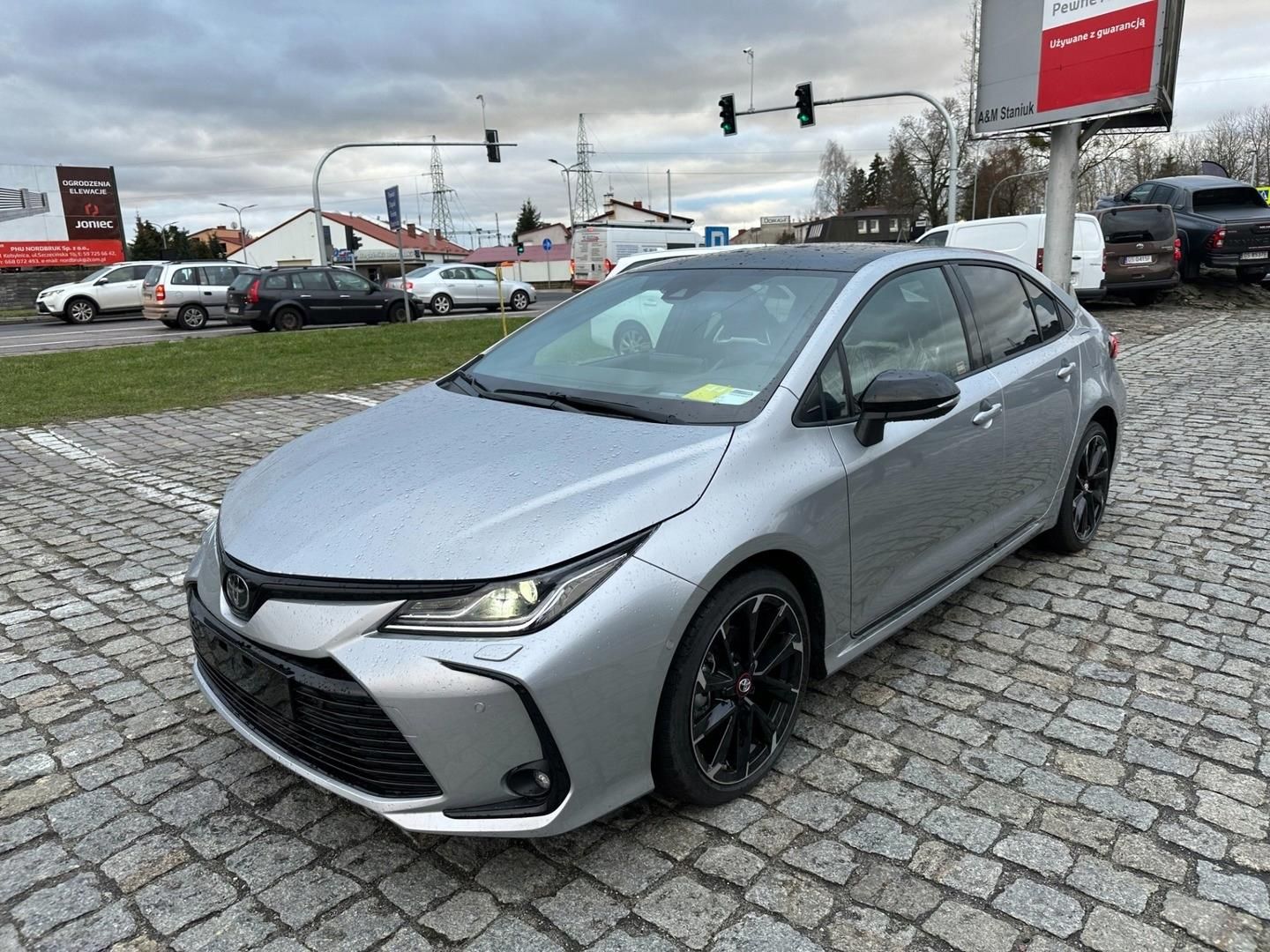 Toyota Corolla 1.8 Hybrid GR Sport Seria E21 (2019 - Opinie i ceny na ...