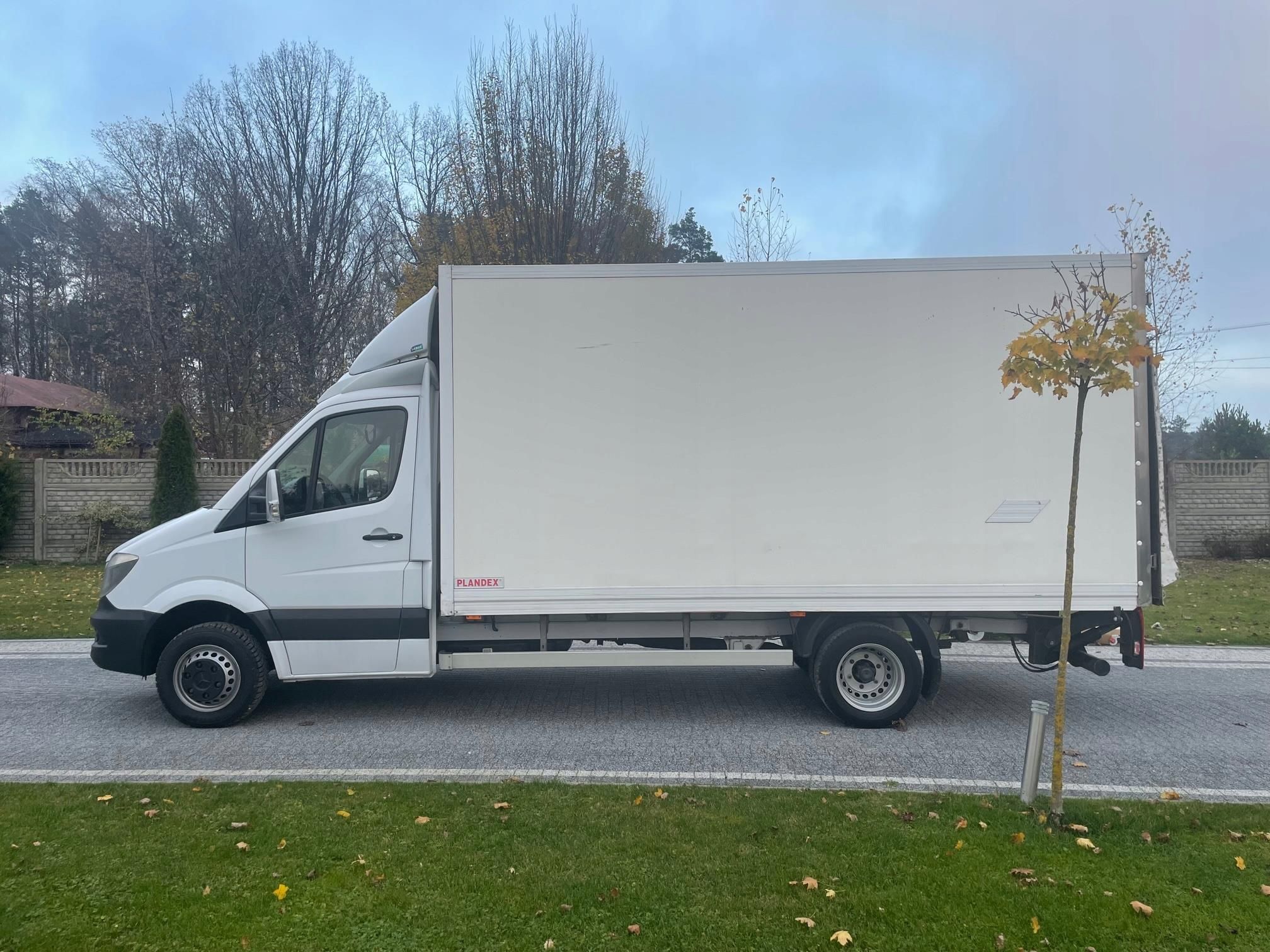 MERCEDES SPRINTER 516 2,2 CDI KONTENER 4,2M WINDA - Opinie i ceny na ...