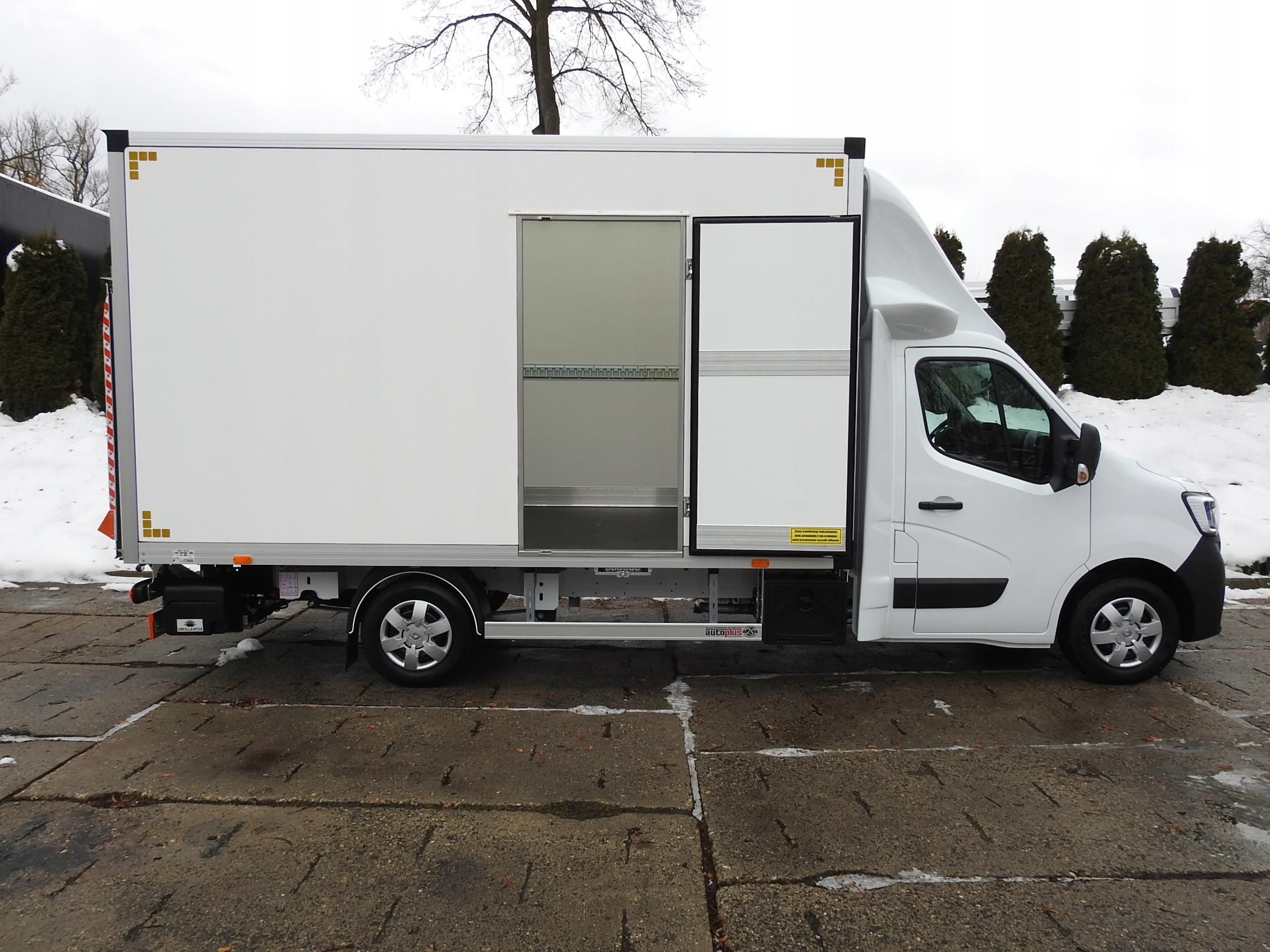 RENAULT MASTER NOWY KONTENER WINDA 8 PALET A/C - Opinie i ceny na Ceneo.pl