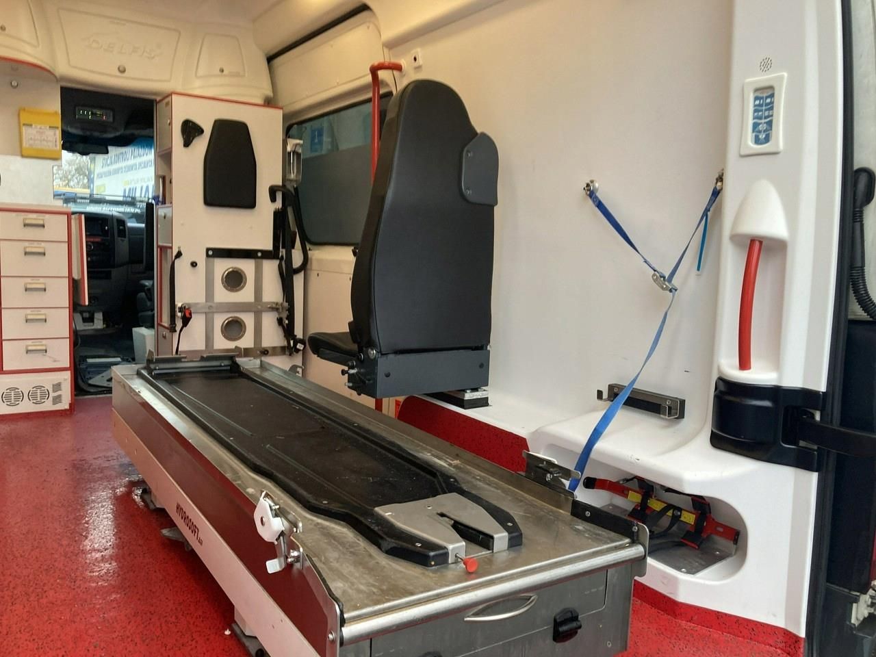 Mercedes Sprinter Karetka ambulans Delfis 2009 - Opinie i ceny na Ceneo.pl