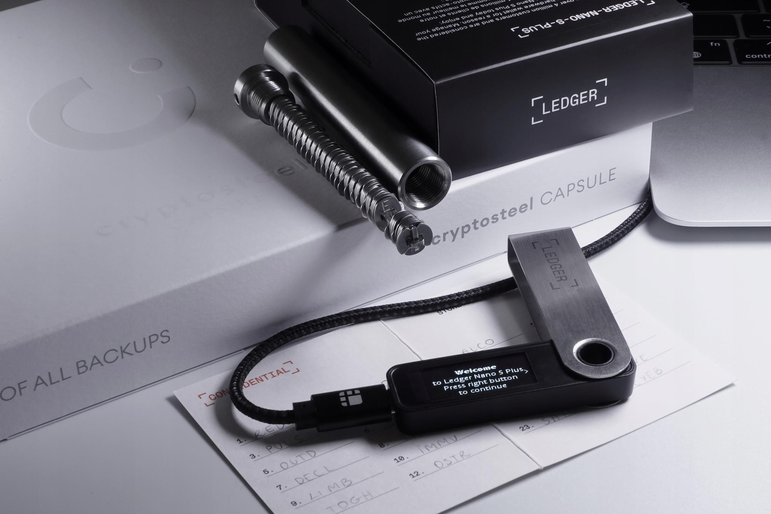 LEDGER NANO S PLUS & OFFLINE BACKUP STARTER KIT - Opinie i ceny na Ceneo.pl