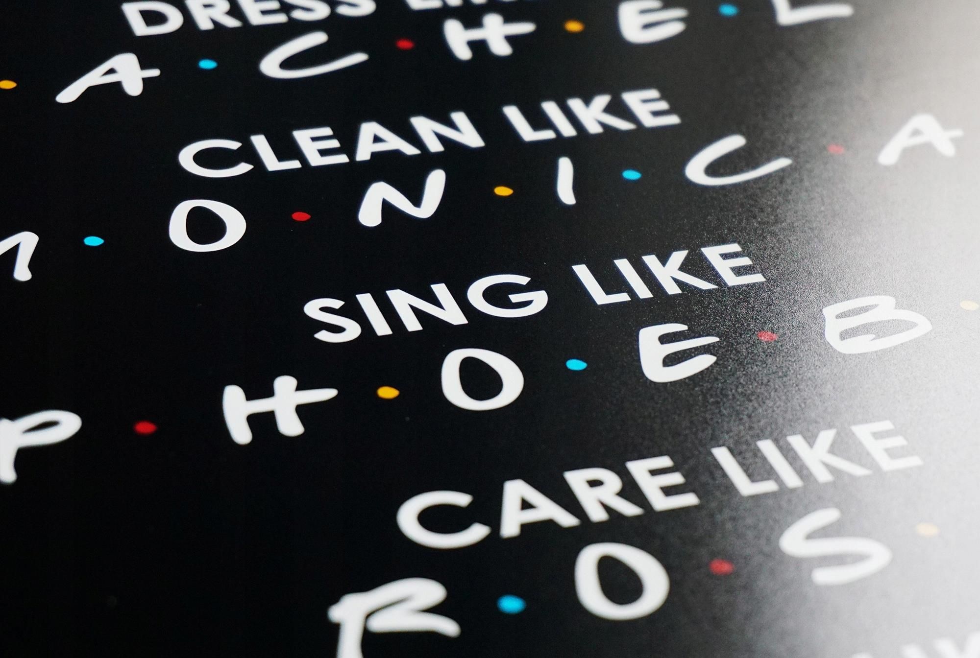 Plakat Friends tekst biały A4 - Opinie i atrakcyjne ceny na Ceneo.pl