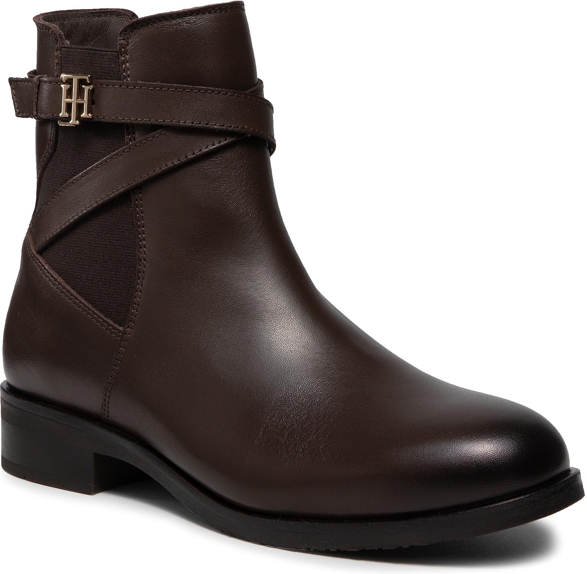 Botki TOMMY HILFIGER - Th Hardware On Belt Flat Boot FW0FW05967 Cocoa ...