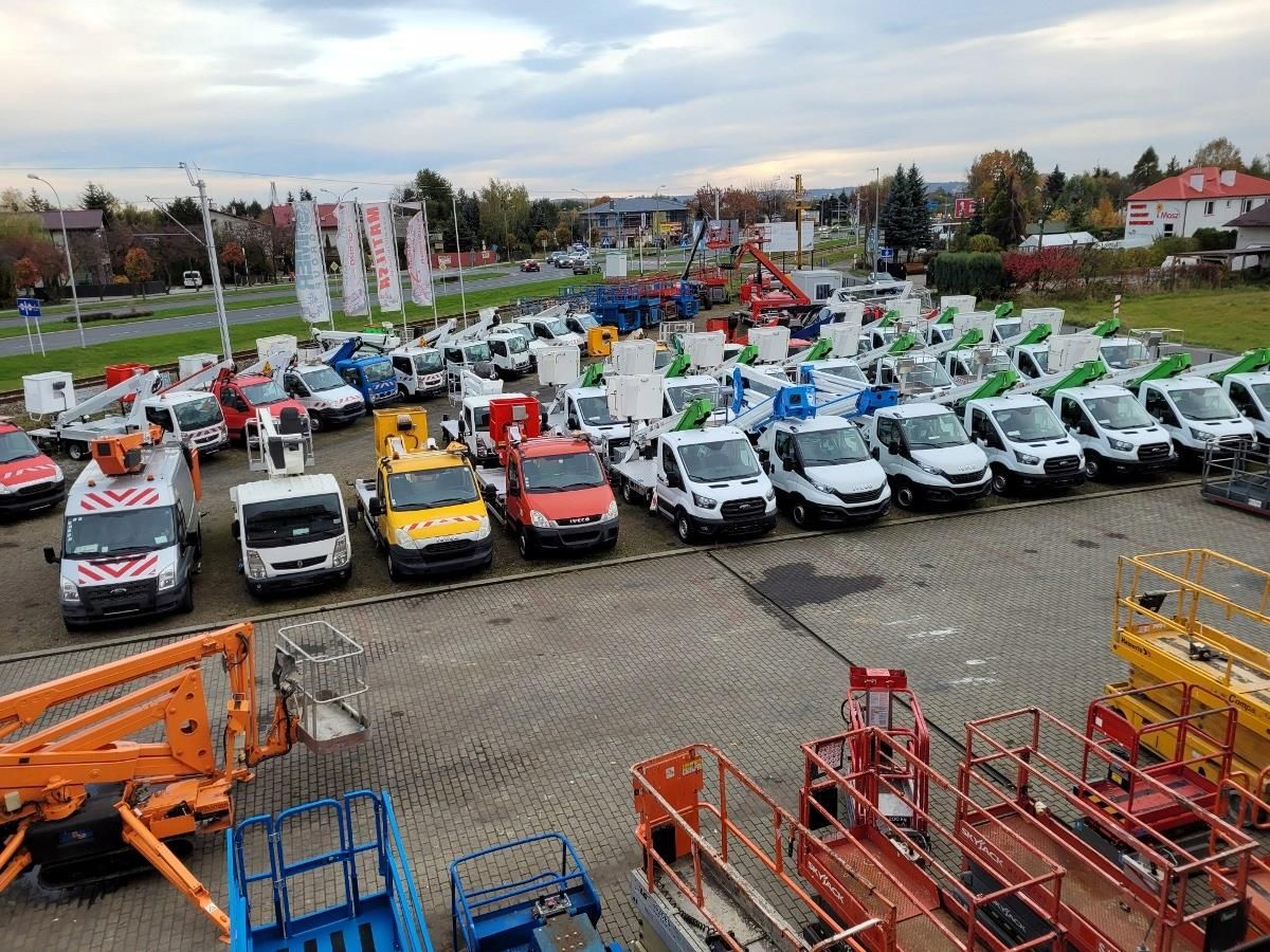 Zwyżka Skyjack SJ 4626 elektryczny 10 m Genie 2646 - Opinie i ceny na ...