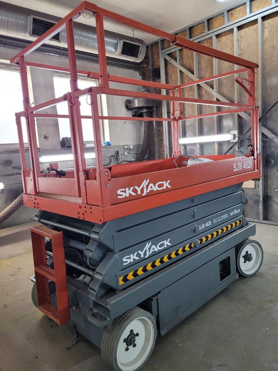 Zwyżka Skyjack SJ 4626 elektryczny 10 m Genie 2646 - Opinie i ceny na ...