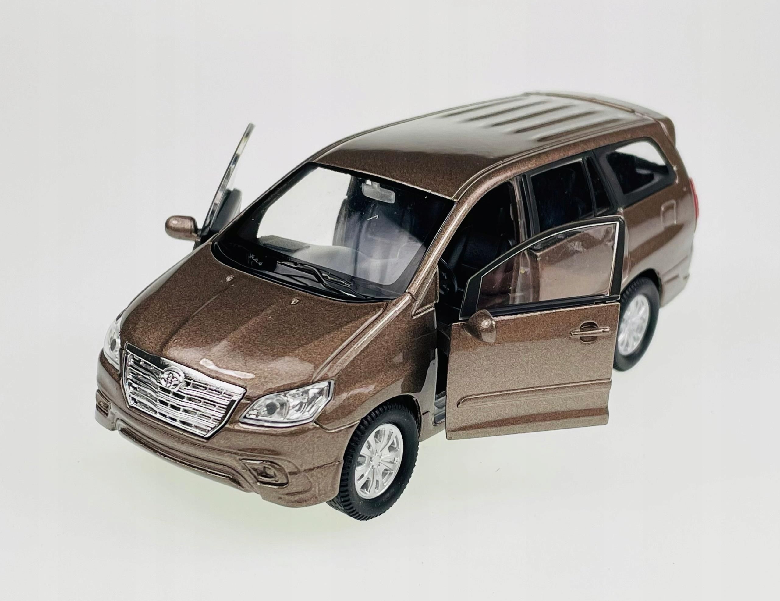 Welly Toyota Innova 1:34 Nowy Metalowy Model 12735050568 - Ceny i ...