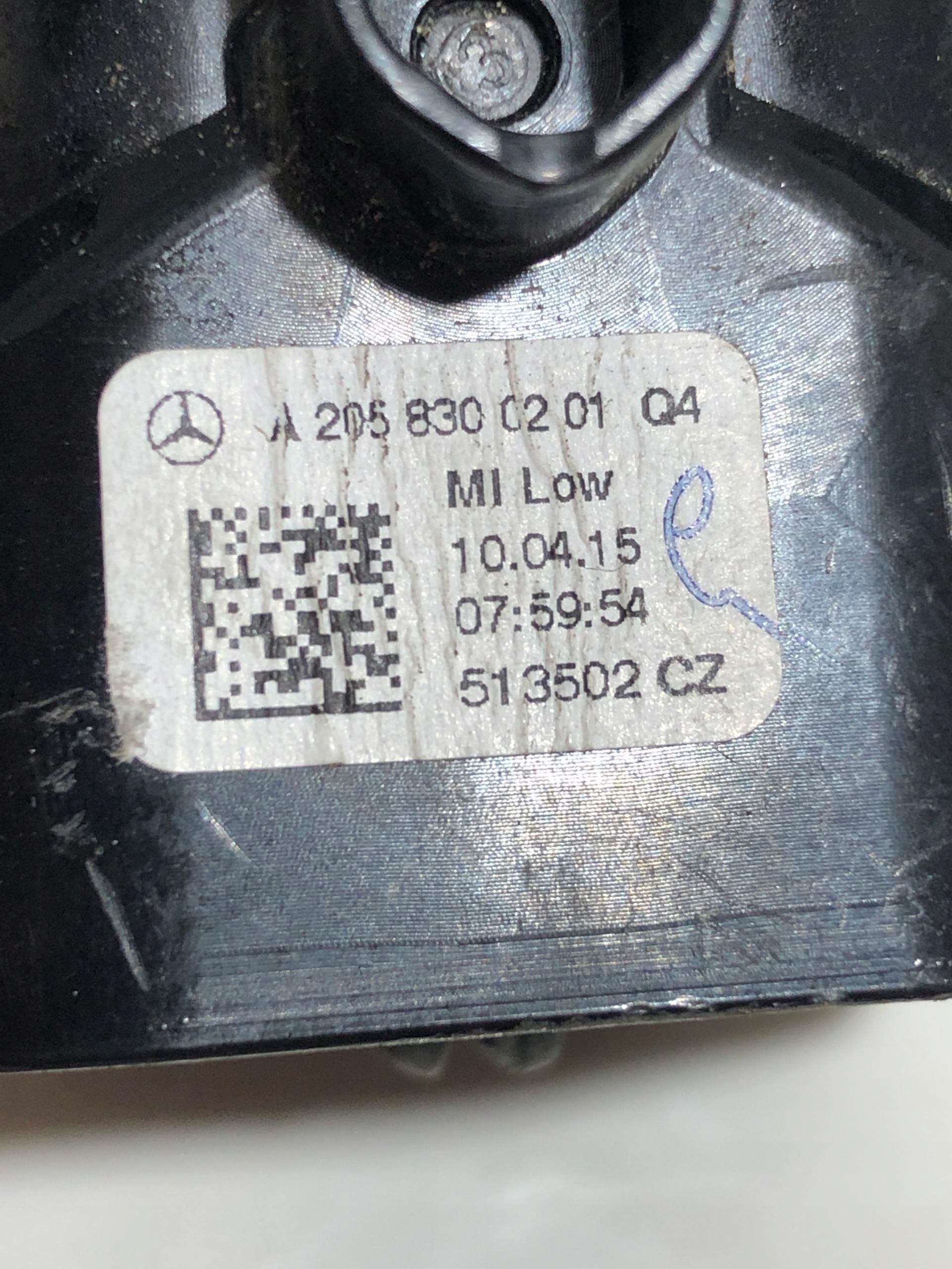 Mercedesbenz Oe Kratka Nawiewu Mercedes W205 2058300201 - Opinie i ceny ...