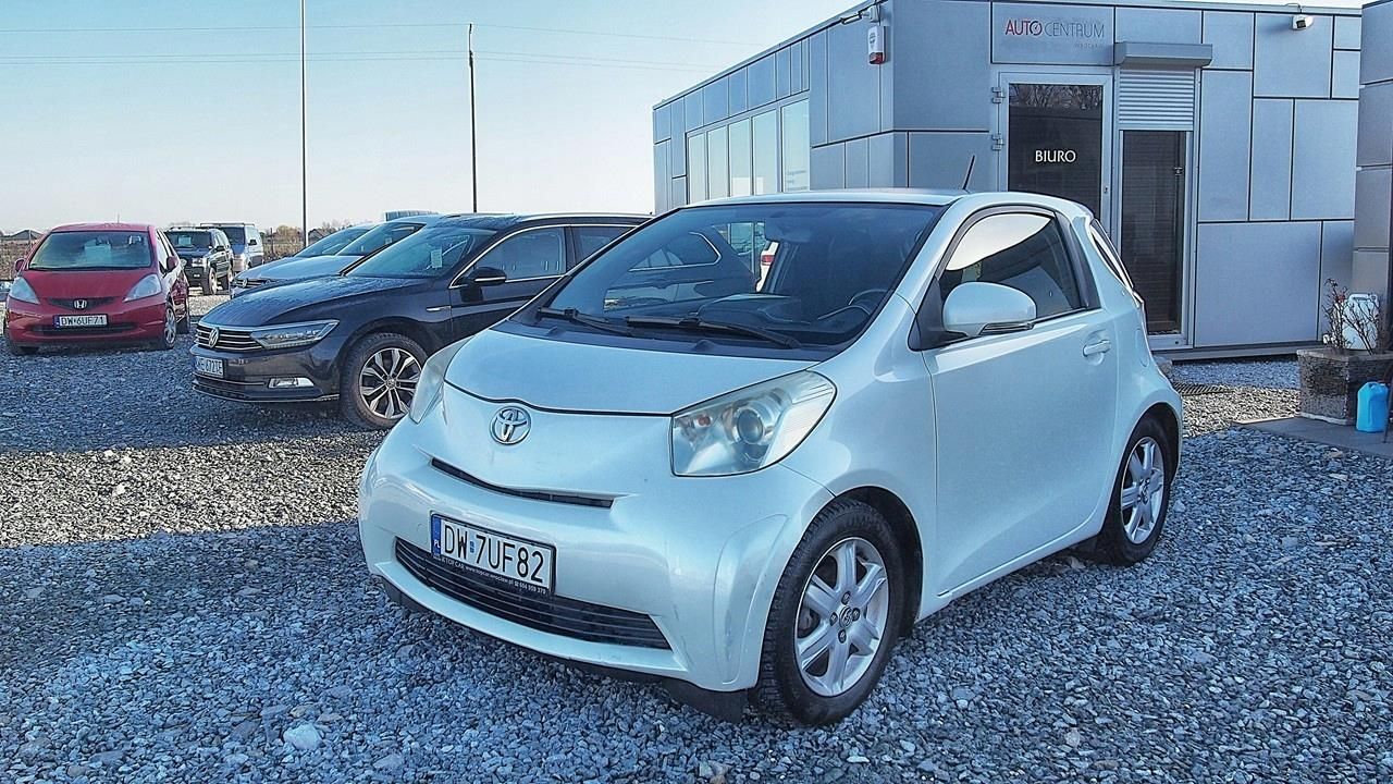 Toyota iQ 1,0i, duża nawigacja, klima - Opinie i ceny na Ceneo.pl