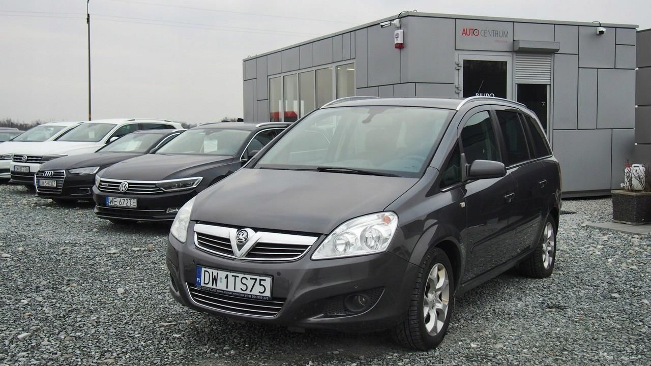 Opel Zafira 1.6 EcoFLEX 115KM 2009r, Style 7os. - Opinie i ceny na Ceneo.pl