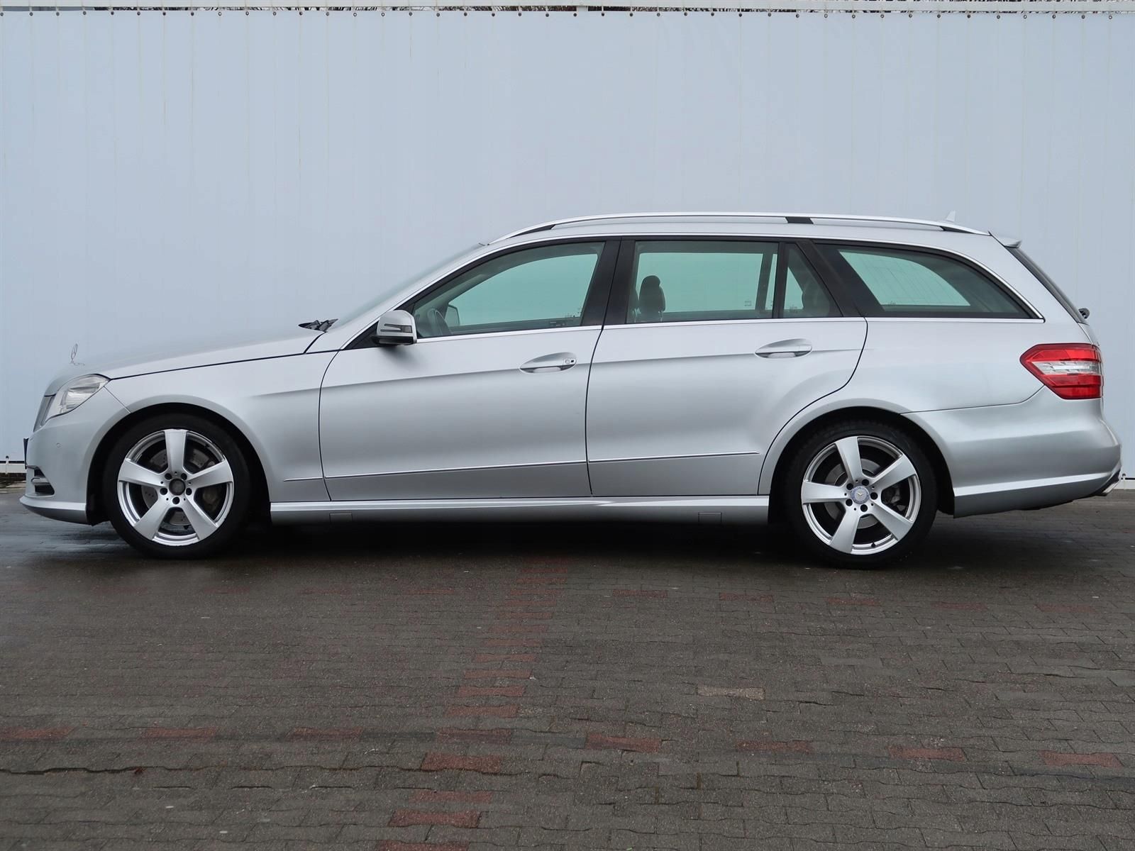 Mercedes E E 350 CDI 4MATIC , 261 KM, 4X4 - Opinie i ceny na Ceneo.pl