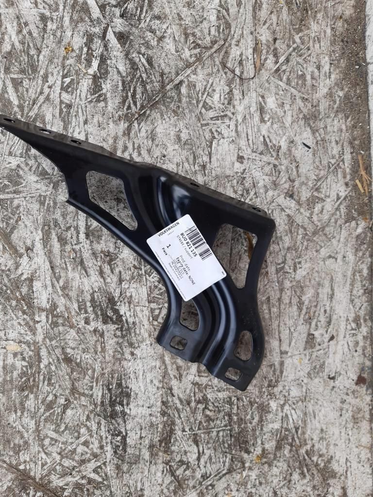 Audi Oe Q3 8U0821135 Wspornik Błotnika Lewy Nowy - Opinie i ceny na ...