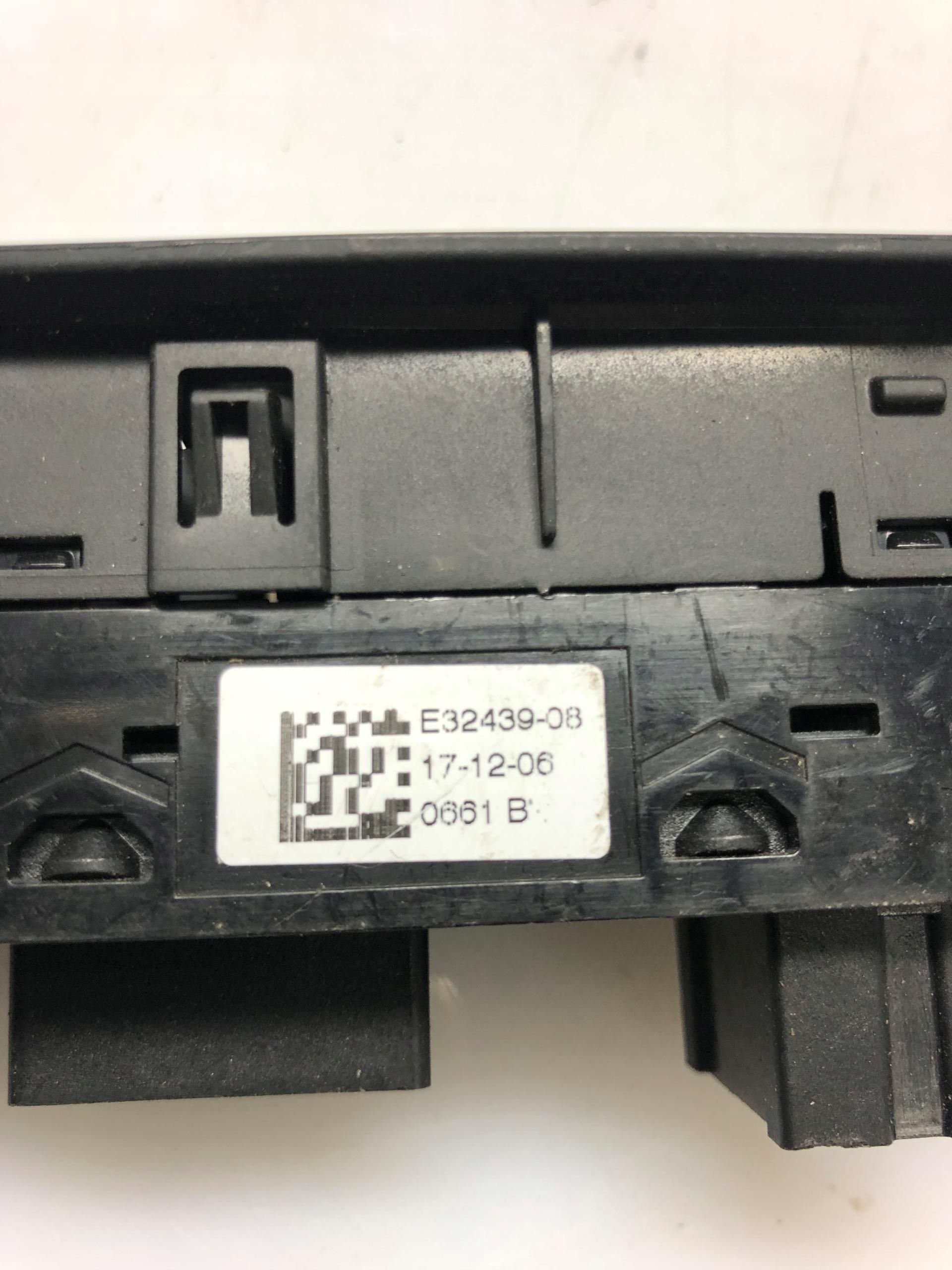 Renault Oe Panel Przełacznik Szyb 254012952R - Opinie i ceny na Ceneo.pl