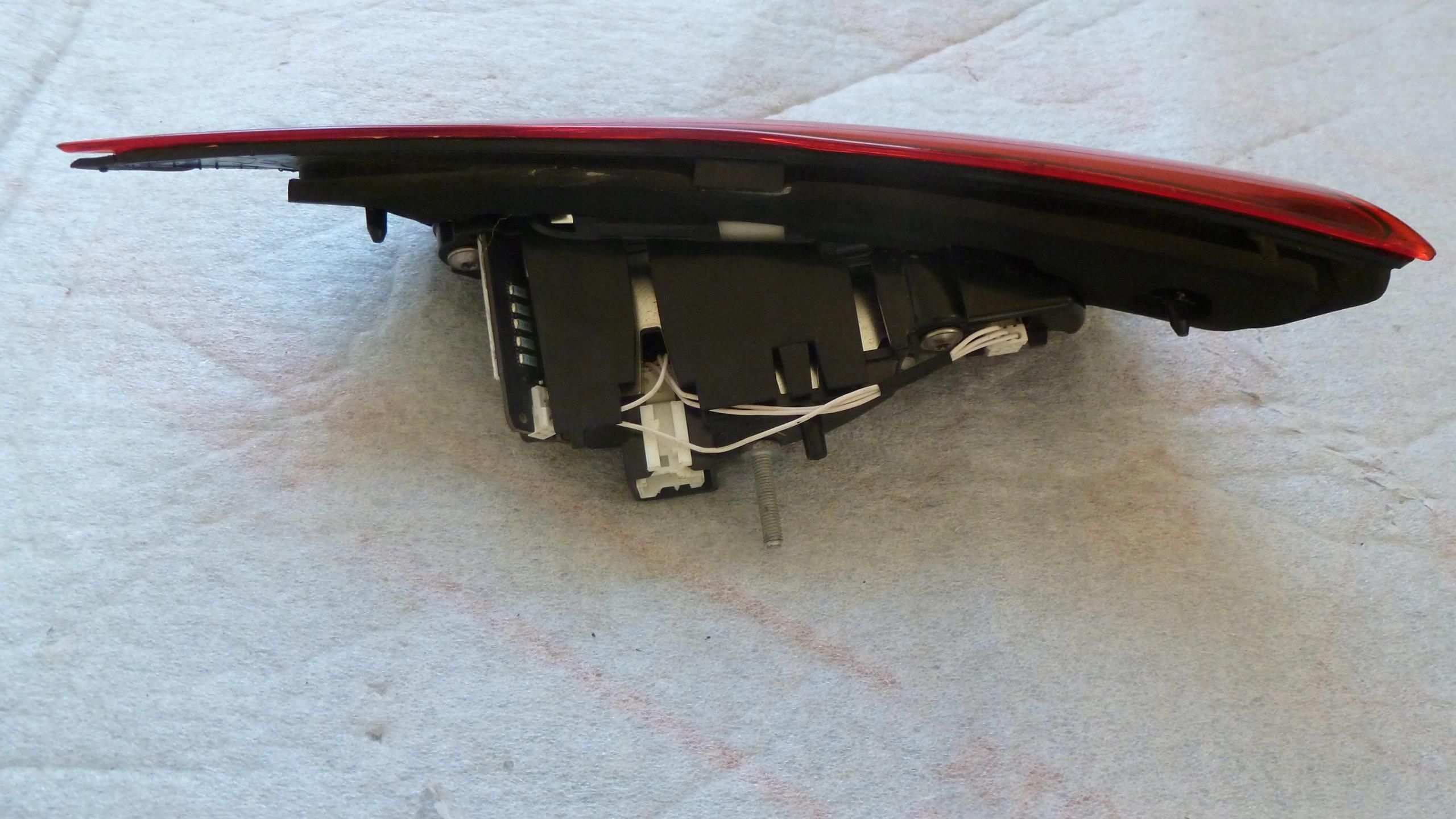 Lampa tylna Mercedesbenz Oe Mercedes Cla W118 Lampa W Klapę Lewa ...