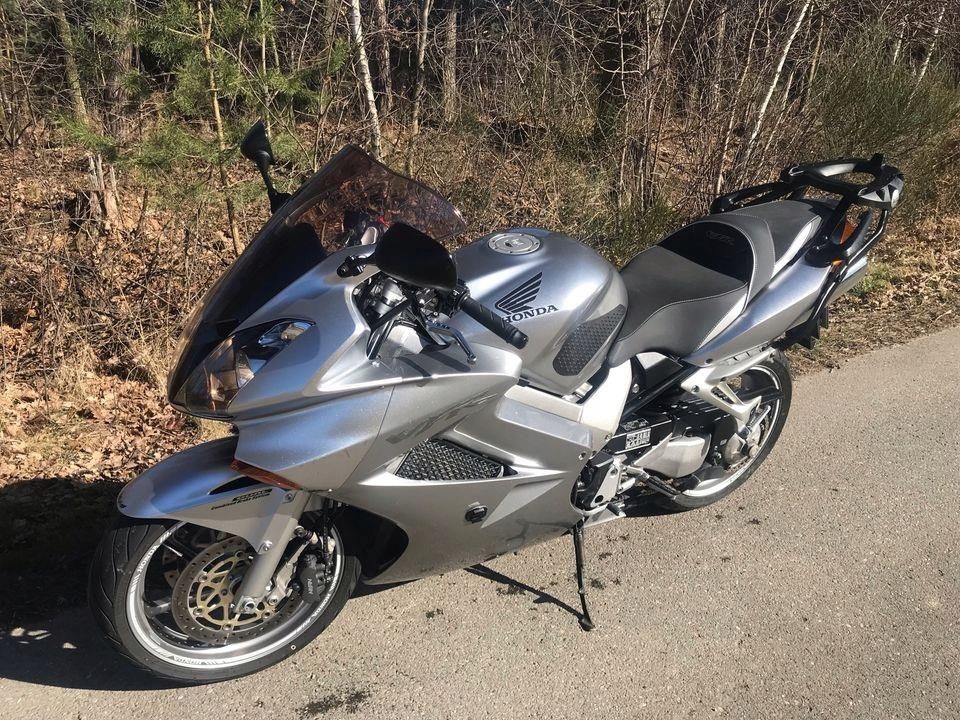 Honda VFR 800 vtec - Opinie i ceny na Ceneo.pl