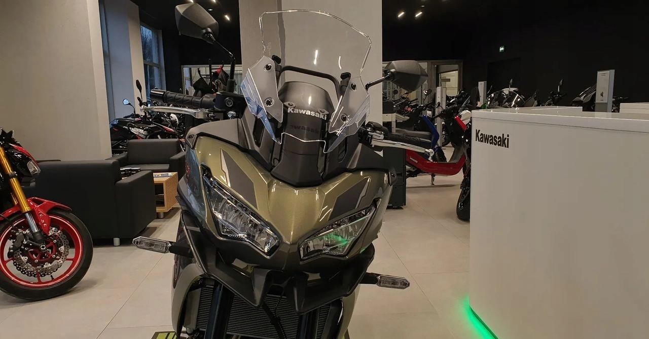 Kawasaki Versys 650 Smoke Gold od reki Kawasak... - Opinie i ceny na ...